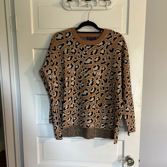 Joseph A | Sweaters | Nwt Jospeh A Leopard Print Sweater | Poshmark